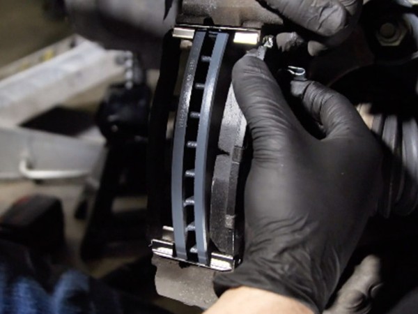 Brake Pads Change in Abu Dhabi | Free Brake Inspection