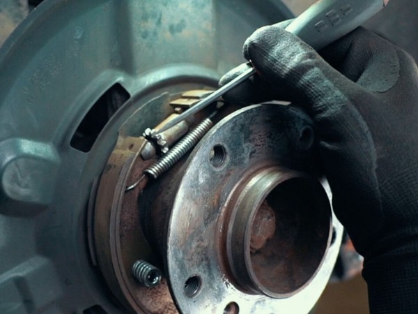 Handbrake Cable Replacement in Abu Dhabi | Free Inspection